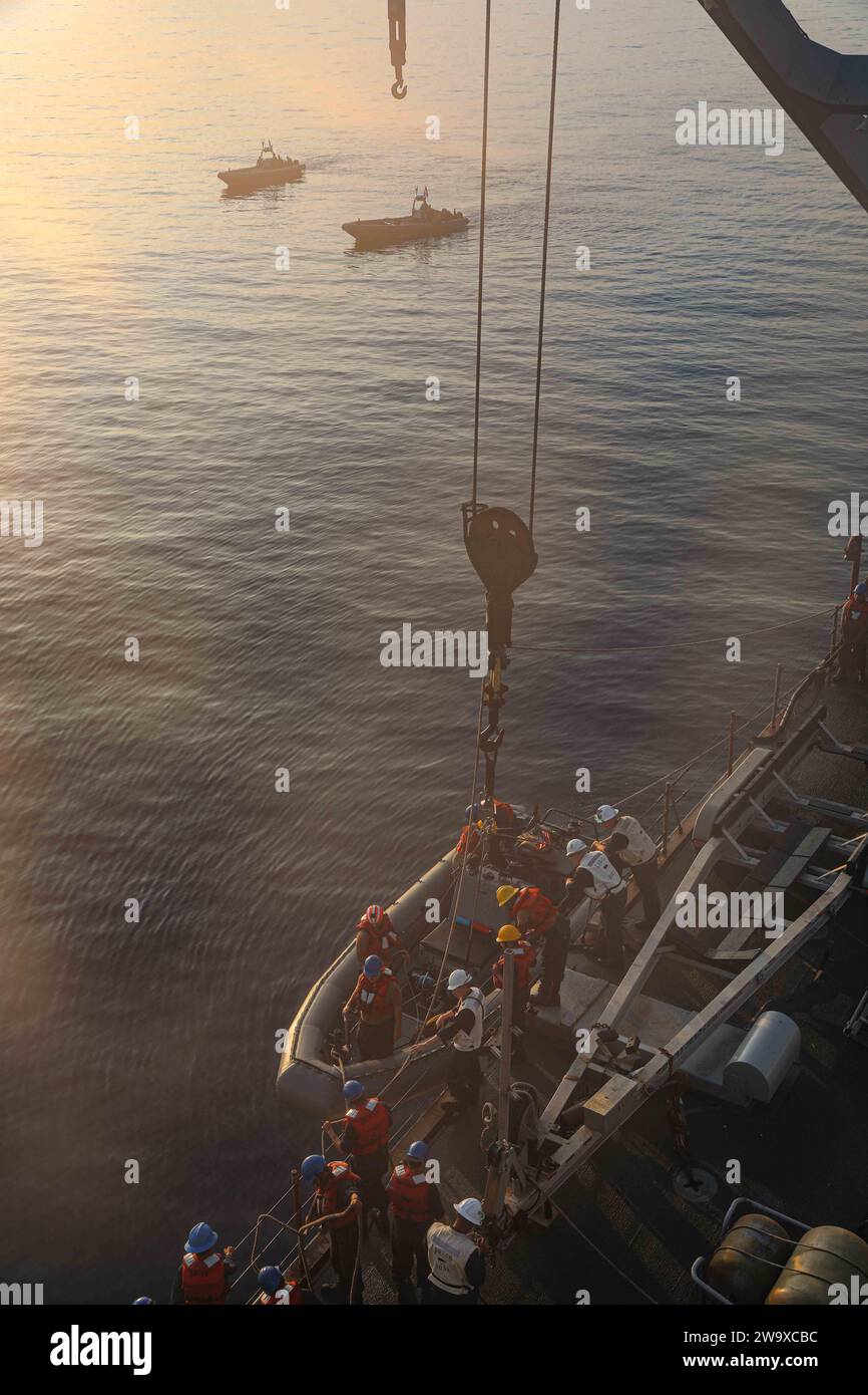 231201-N-ED646-5104- U.S. 5TH FLEET AREA OF OPERATIONS (Dec. 1, 2023 ...