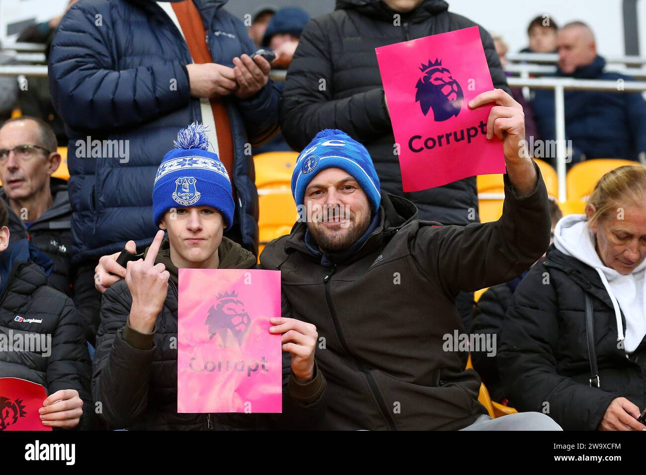 Everton fans 2023 hi-res stock photography and images - Alamy