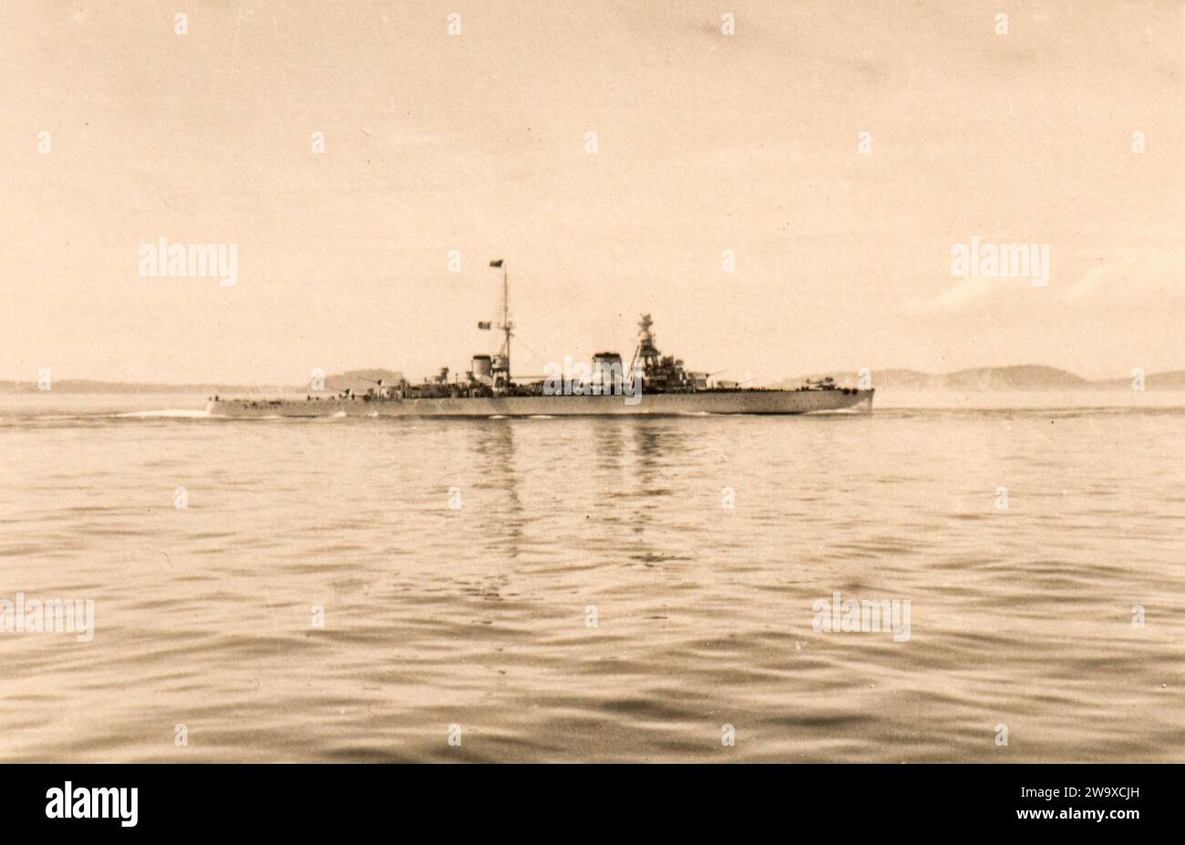 Photo of the Regia Marina destroyer "Zara" class, somewhere in the ...