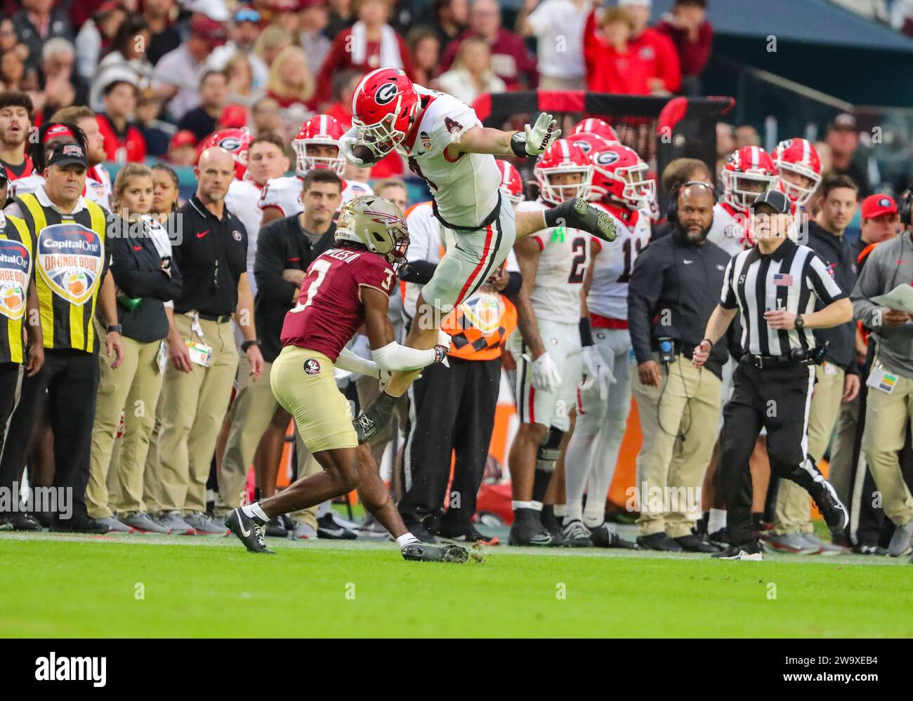 Ron knowles hi-res stock photography and images - Alamy