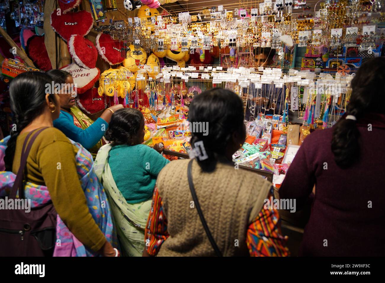 Uluberia, West Bengal, India. 30th Dec, 2023. Along the glimmering ...