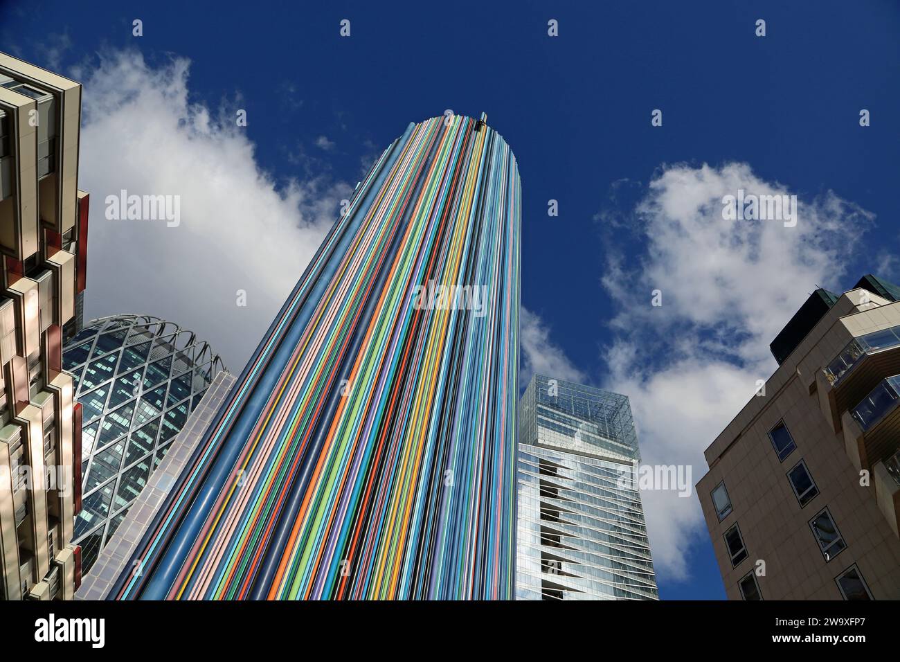 Le Moretti. La Defense, Paris Stock Photo - Alamy