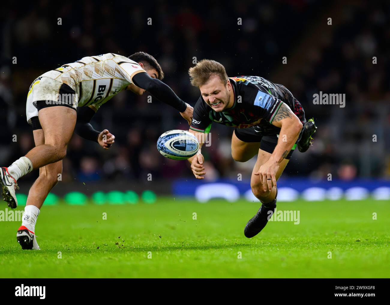 LONDON, UNITED KINGDOM. 30th, Dec 2023. Andre Esterhuizen of Harlequins ...