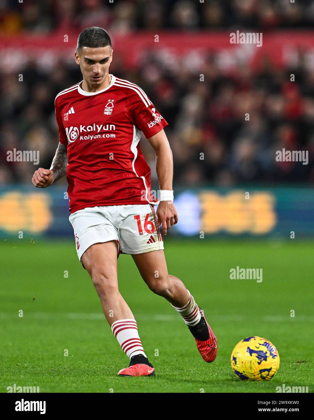 Nicolás Domínguez of Nottingham Forest passes the ball during the ...