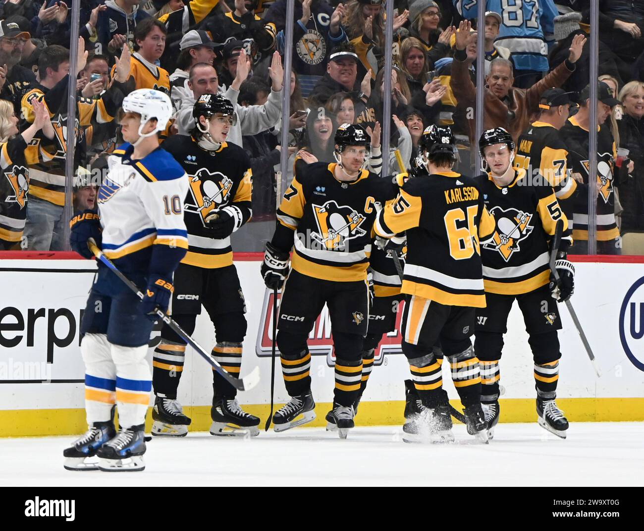 Pittsburgh crosby penguins hi-res stock photography and images - Alamy