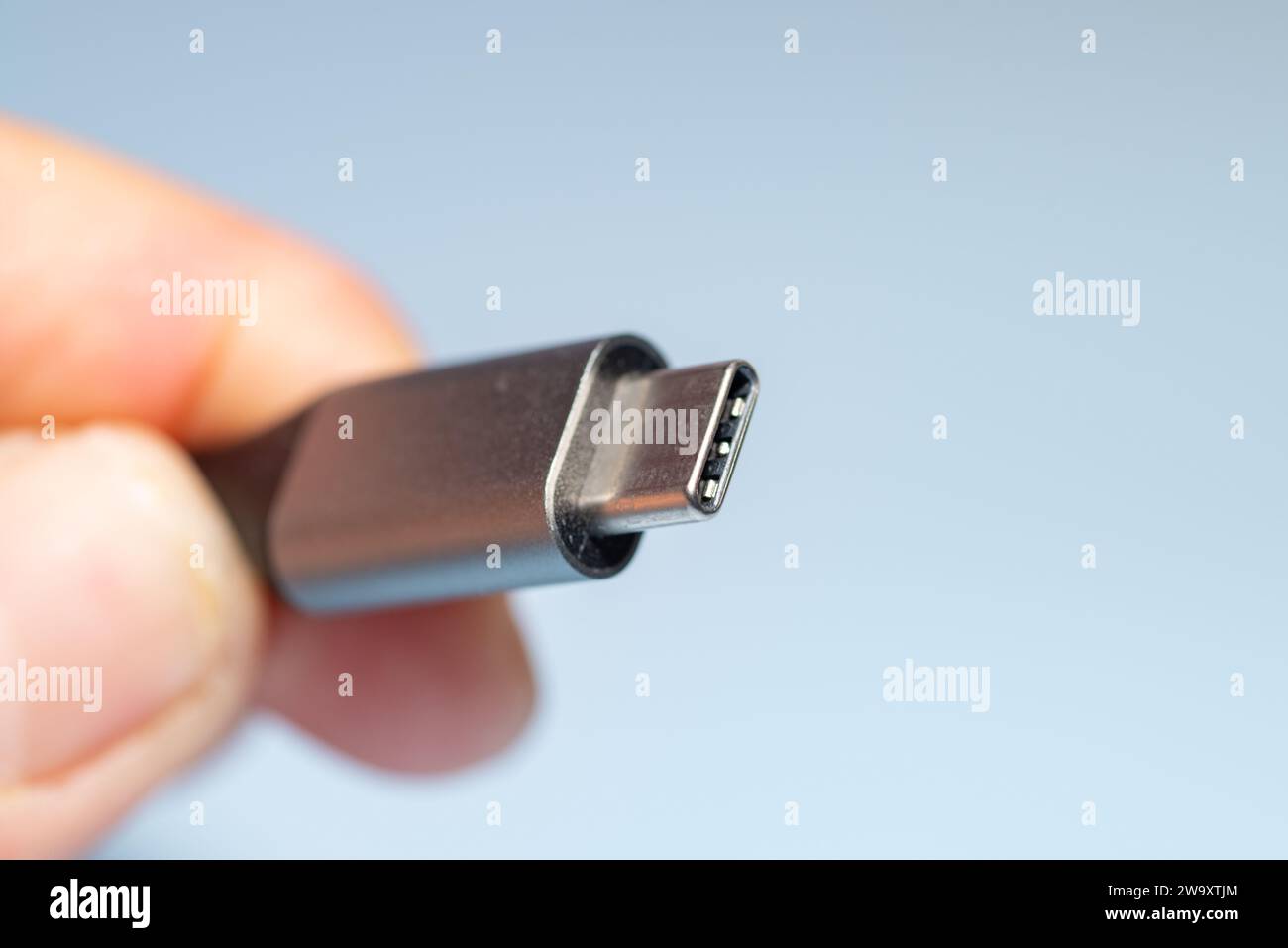 EU SAYS USB TYPE-C WILL BECOME A COMMON STANDARD FOR LOCAL ELECTRONIC ...