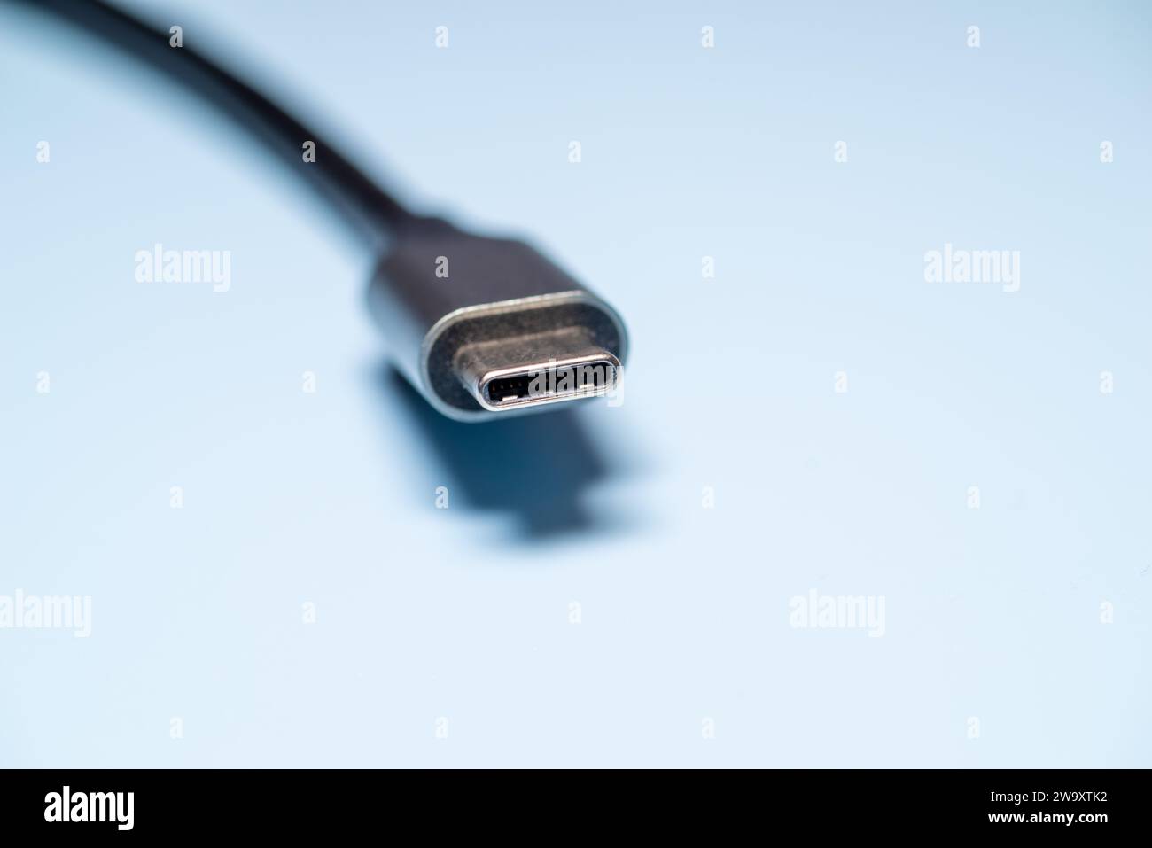 EU SAYS USB TYPE-C WILL BECOME A COMMON STANDARD FOR LOCAL ELECTRONIC ...