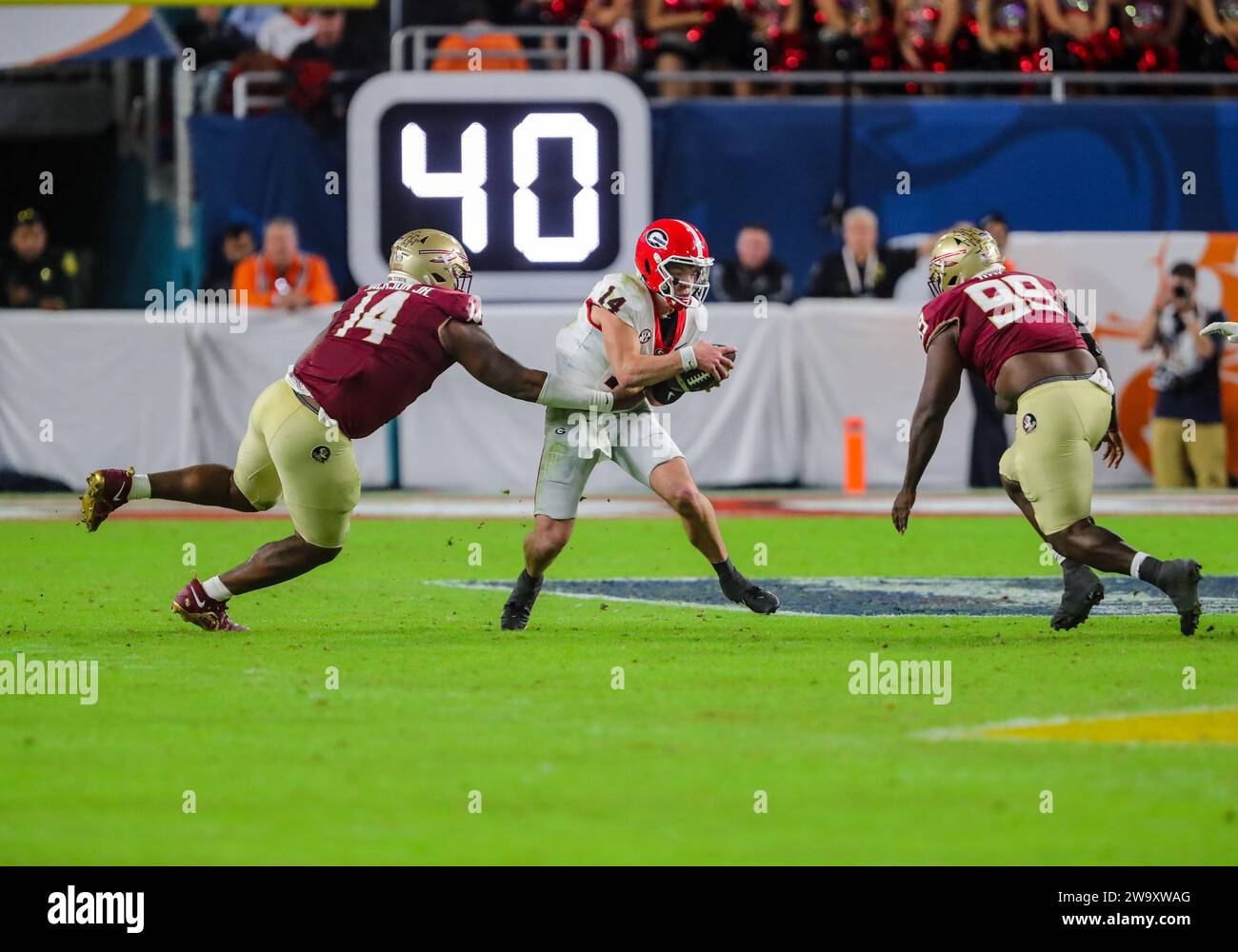 Jr. 30th Dec, 2023. Florida State Seminoles defensive lineman Darrell ...