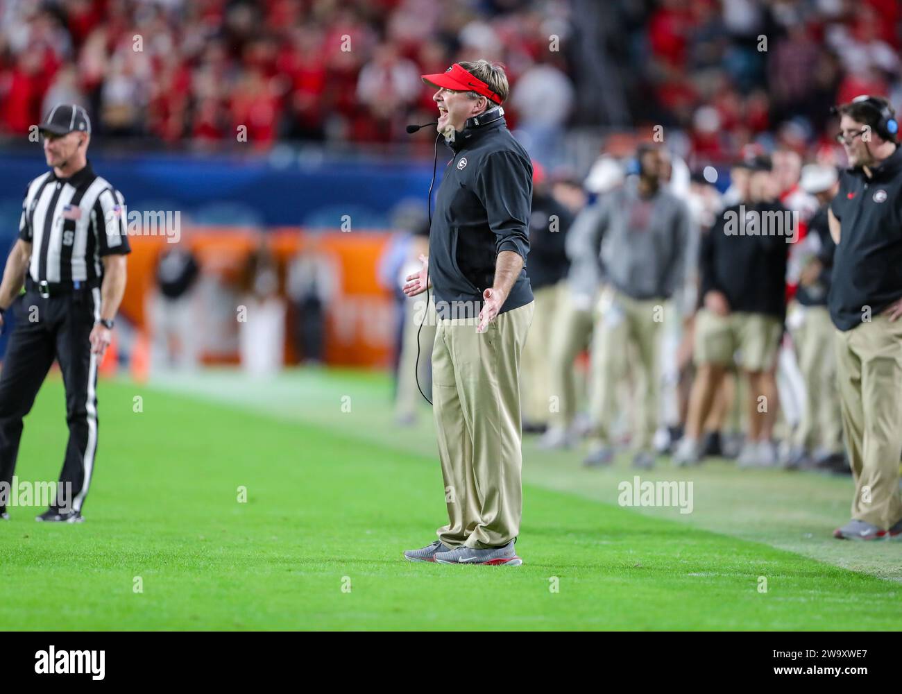 Coach yelling at player hi-res stock photography and images - Alamy