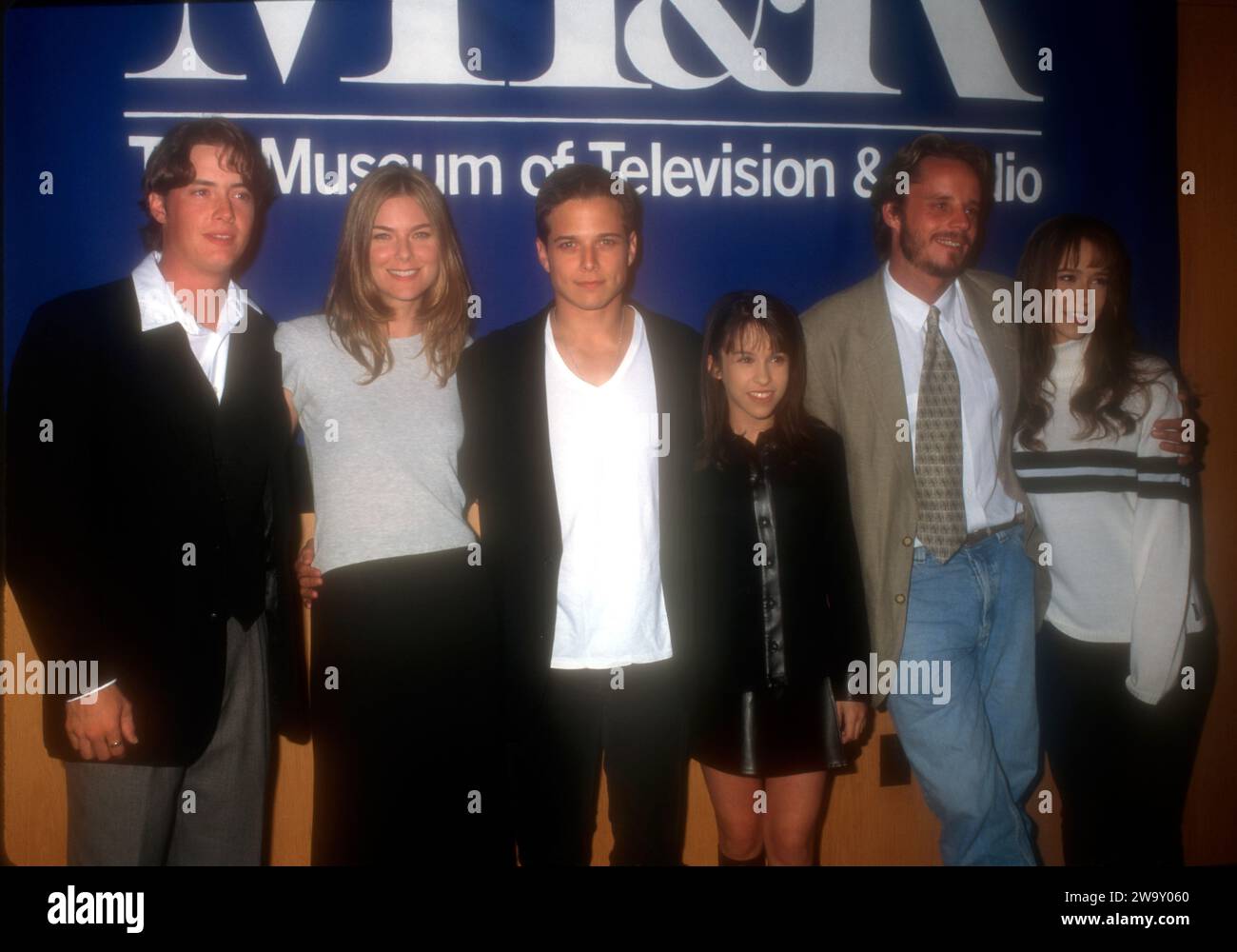 Jennifer love hewitt 1996 hi-res stock photography and images - Alamy