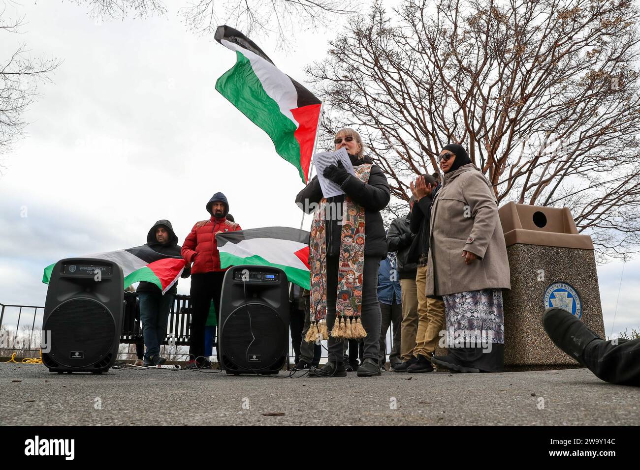 Advocacy and ecumenical outreach hi-res stock photography and images ...