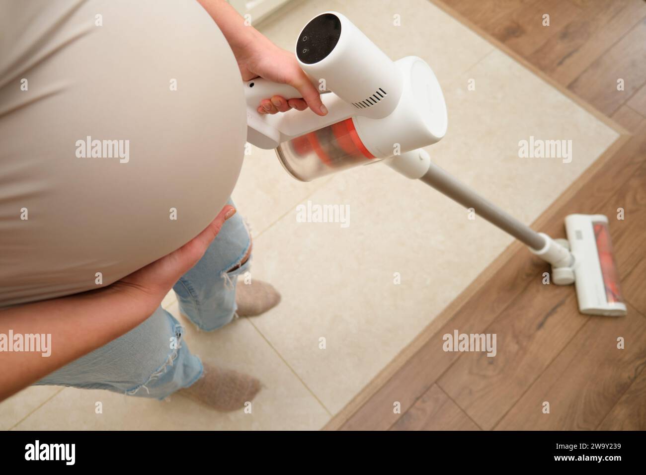 Maternity housework hi-res stock photography and images - Alamy