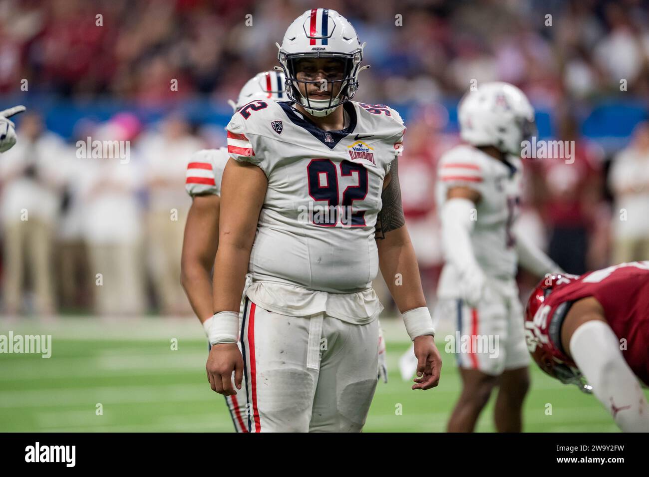 San Antonio, TX, USA. 28th Dec, 2023. Arizona Wildcats defensive ...