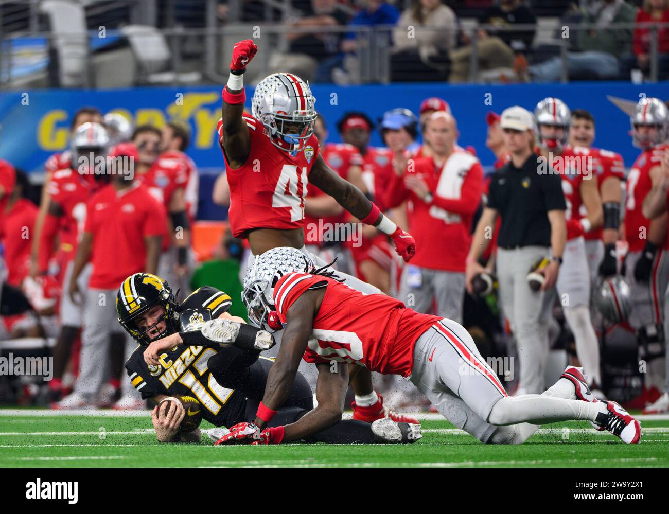 Arlington, Texas, USA. 29th Dec, 2023. Ohio State Buckeyes cornerback ...