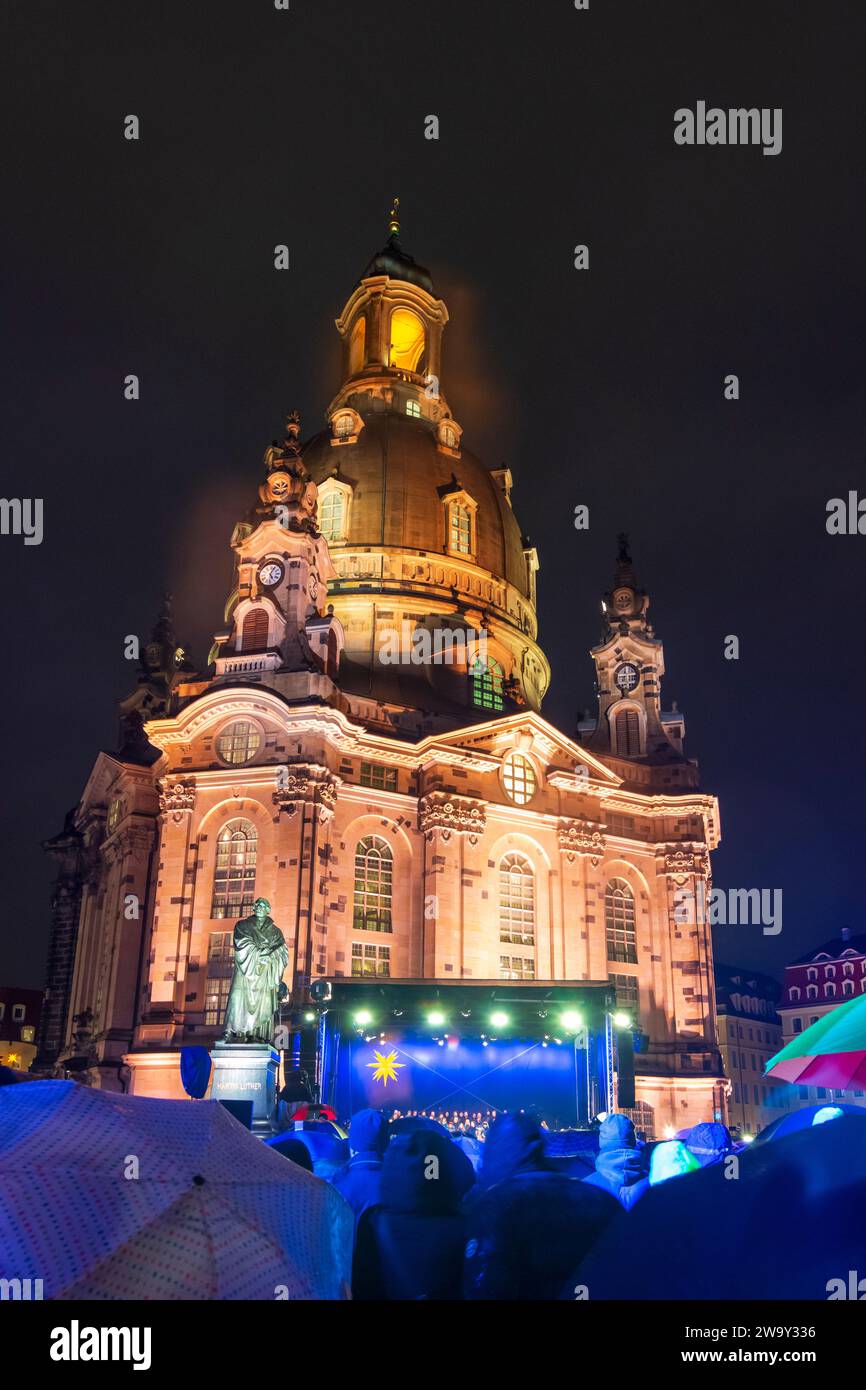 Christmas market on square Neumarkt, church Frauenkirche, stage at ... Christmas market on square Neumarkt, church Frauenkirche, stage at ...