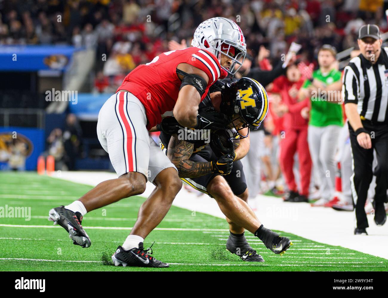 Running styles hi-res stock photography and images - Alamy