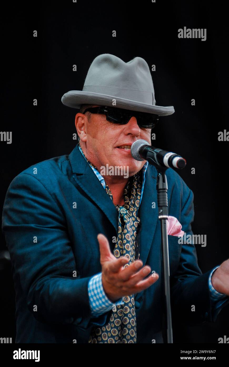 Madness lead singer graham suggs hi-res stock photography and images ...