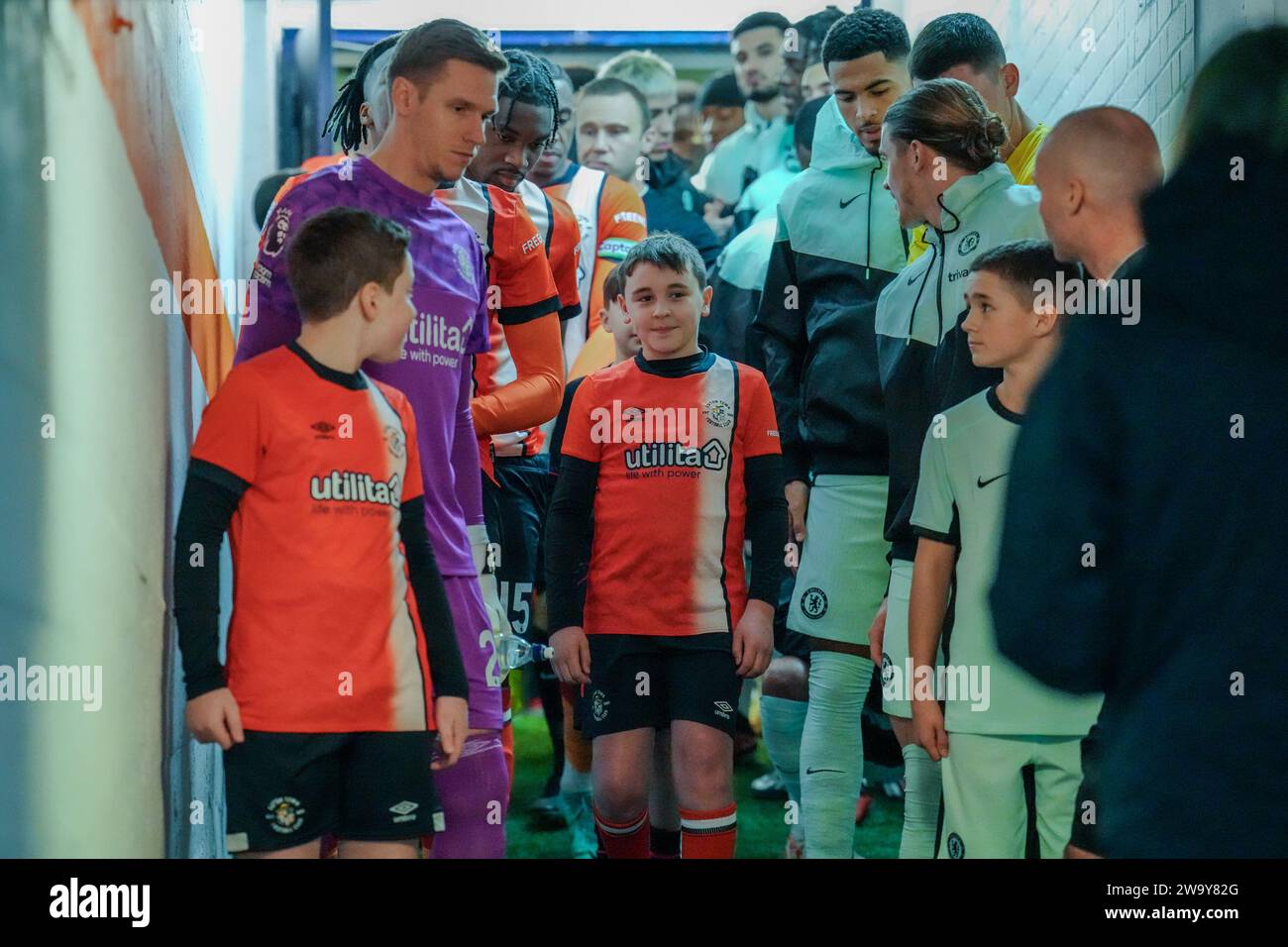 Luton, UK. 30th Dec, 2023. Players line up in the tunnel ahead of the ...
