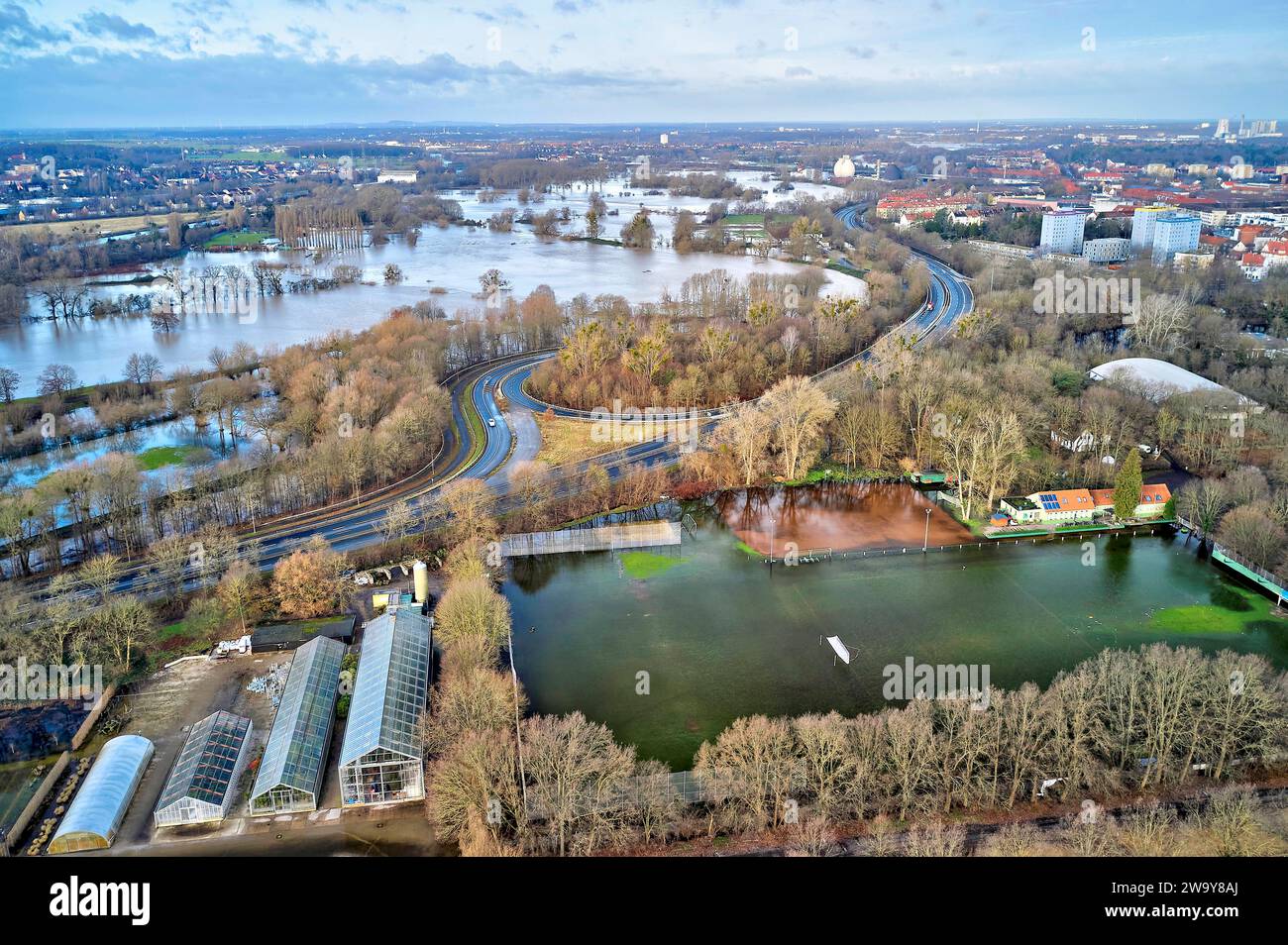 Hochwasser und Überschwemmungen der Leine in Hannover nach tagelangen ...