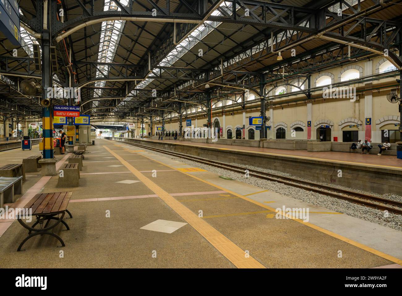 Platform 3 and 4 of Kuala Lumpur Railway Station, Kuala Lumpur ...