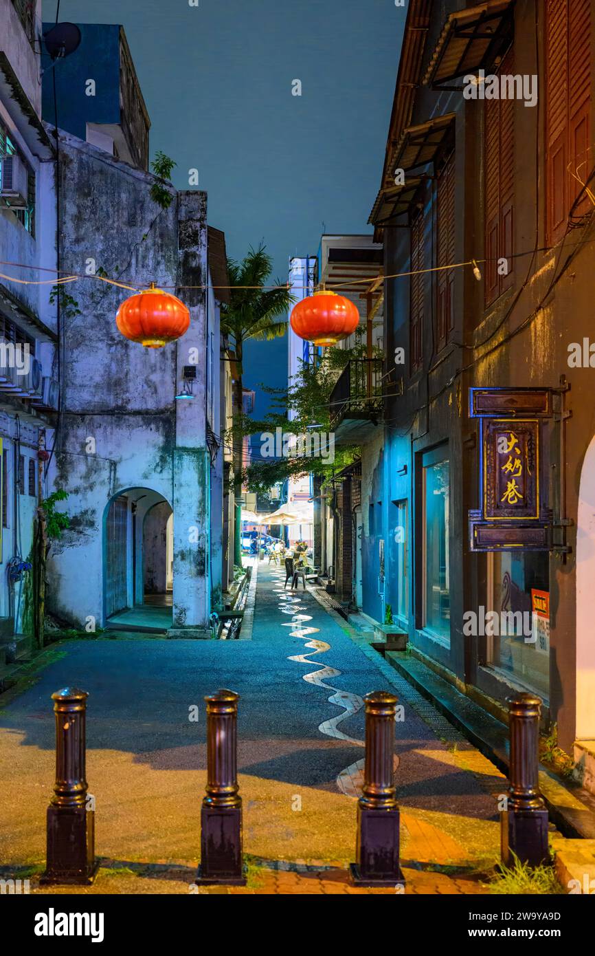 The entrance to Hale Street at night, Ipoh, Perak, Malaysia Stock Photo ...