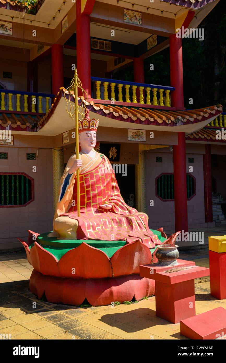 Ling sen tong temple hi-res stock photography and images - Alamy