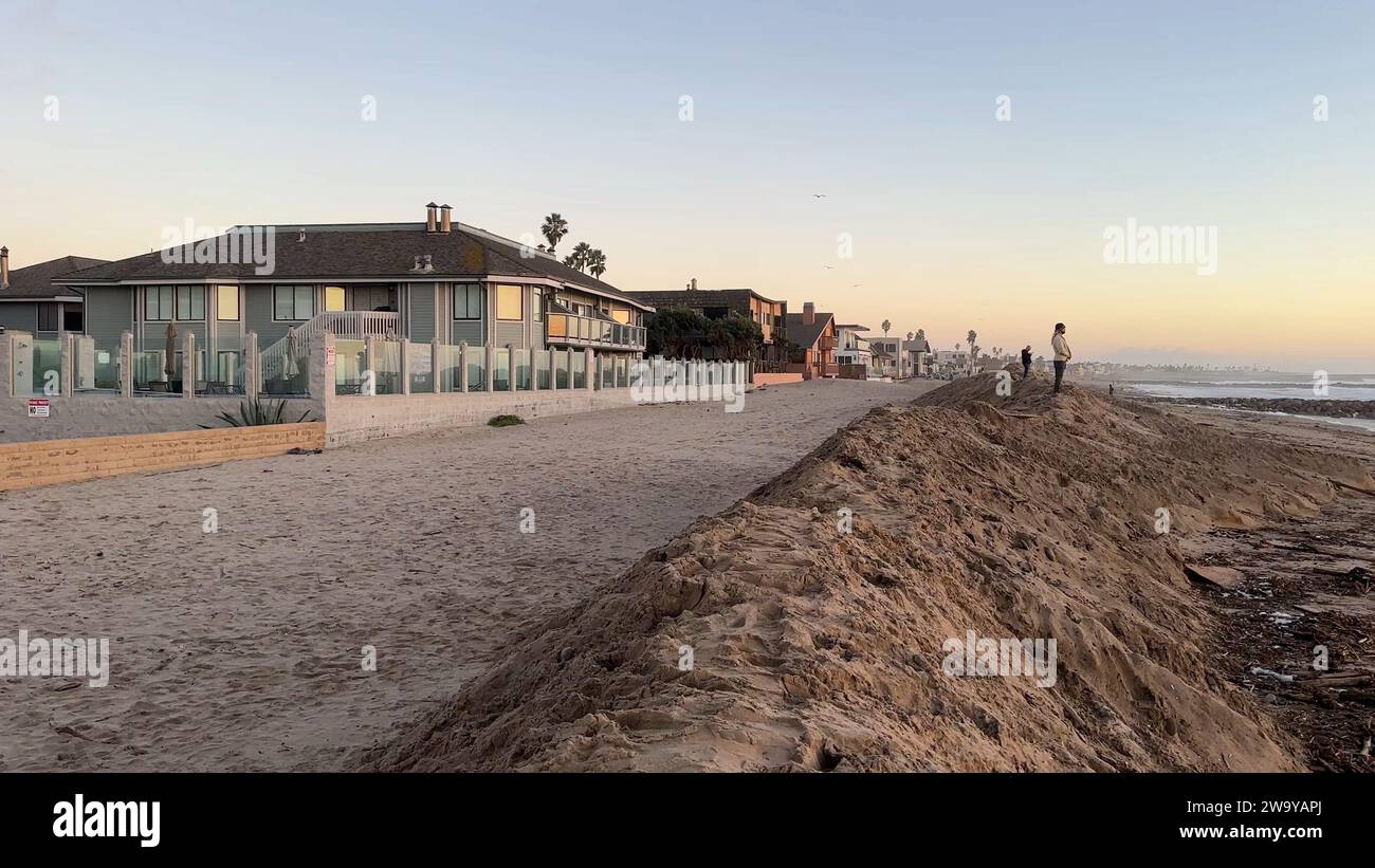 Tidal flooding beach road hi-res stock photography and images - Alamy