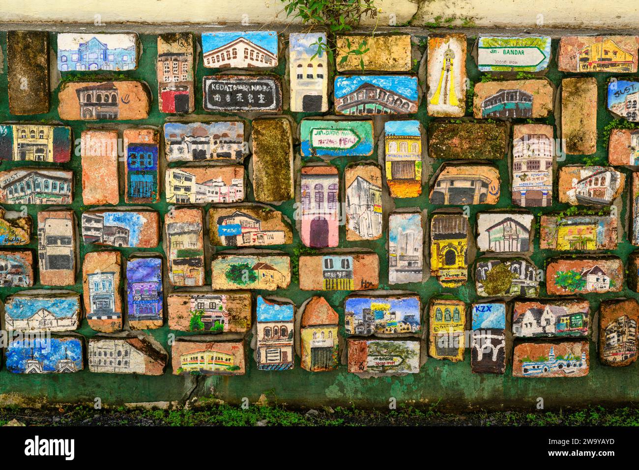 Hand painted tiles hi-res stock photography and images - Alamy