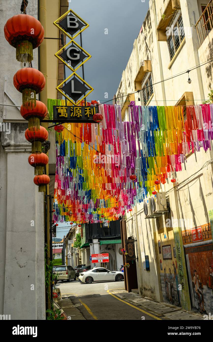 Ipoh street mural hi-res stock photography and images - Alamy