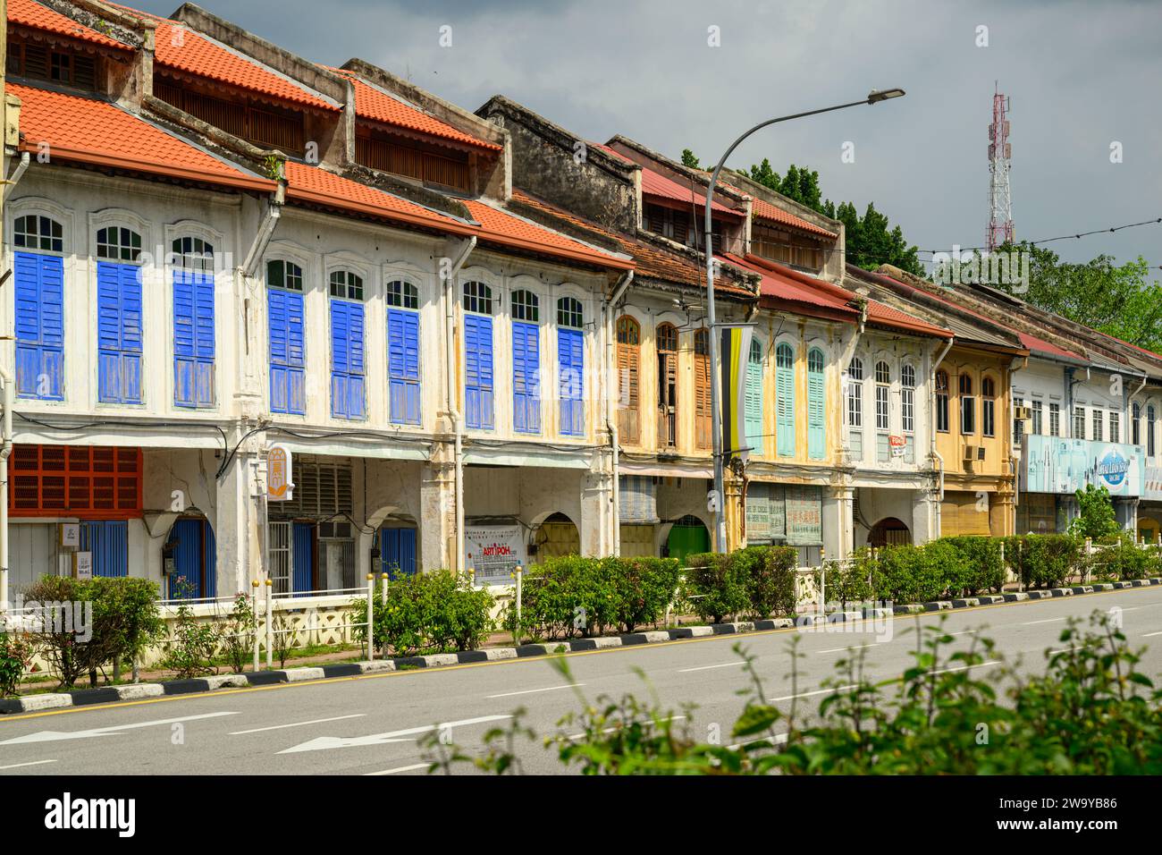 Heritage colonial style houses on Lorong Bijeh Timah (Tin Alley) Ipoh ...