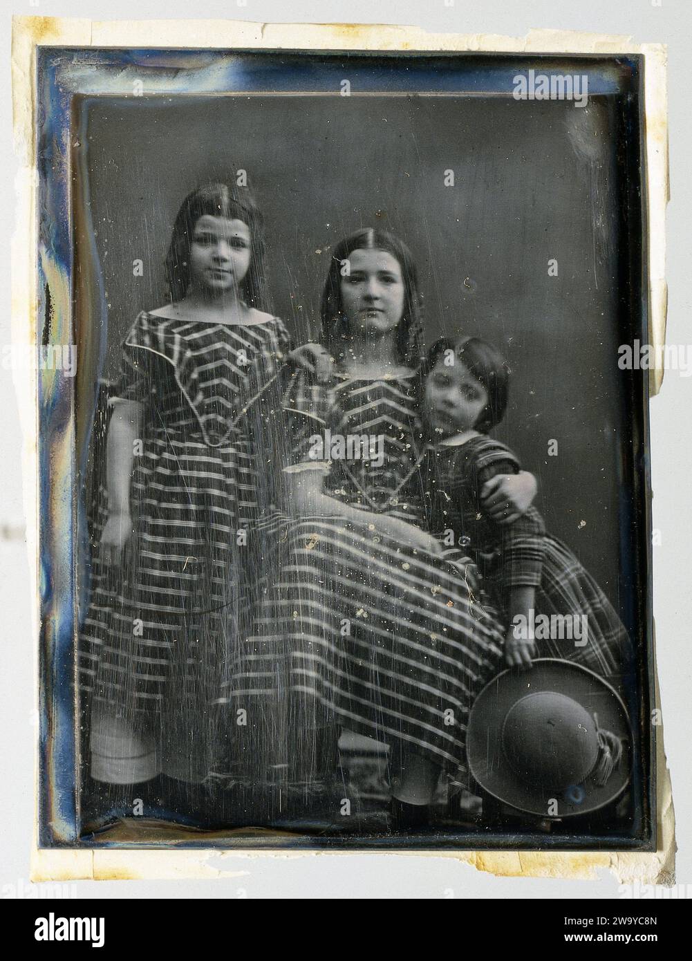 Family Portrait of Rosa, Jeanne, and Carel Asser, Eduard Isaac Asser, c ...