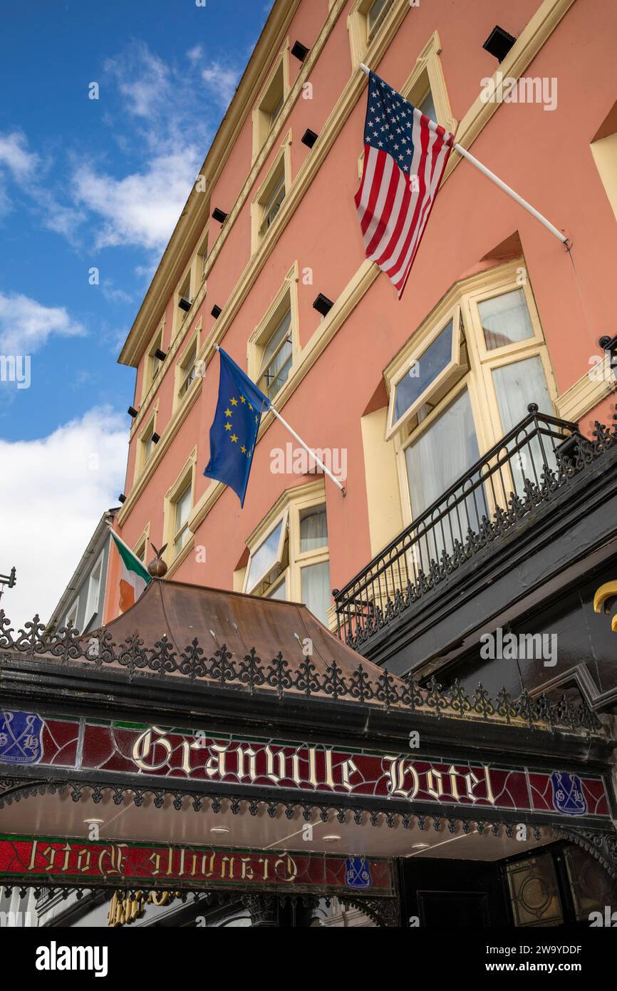 Ireland, Munster Waterford, Meagher’s Quay, Granville Hotel portico ...