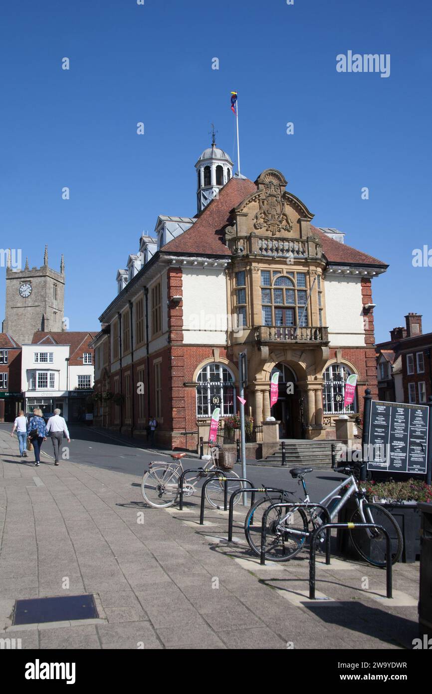 Marlborough, Wiltshire, UK 09 21 2019 The town centre in Marlborough ...