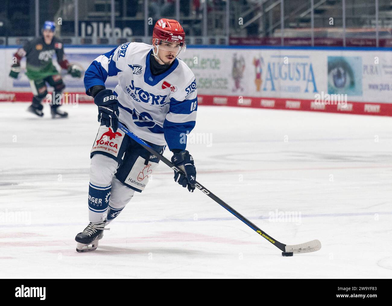 Daniel Neumann (Schwenninger Wild Wings, #18) beim Warmup. Augsburger ...