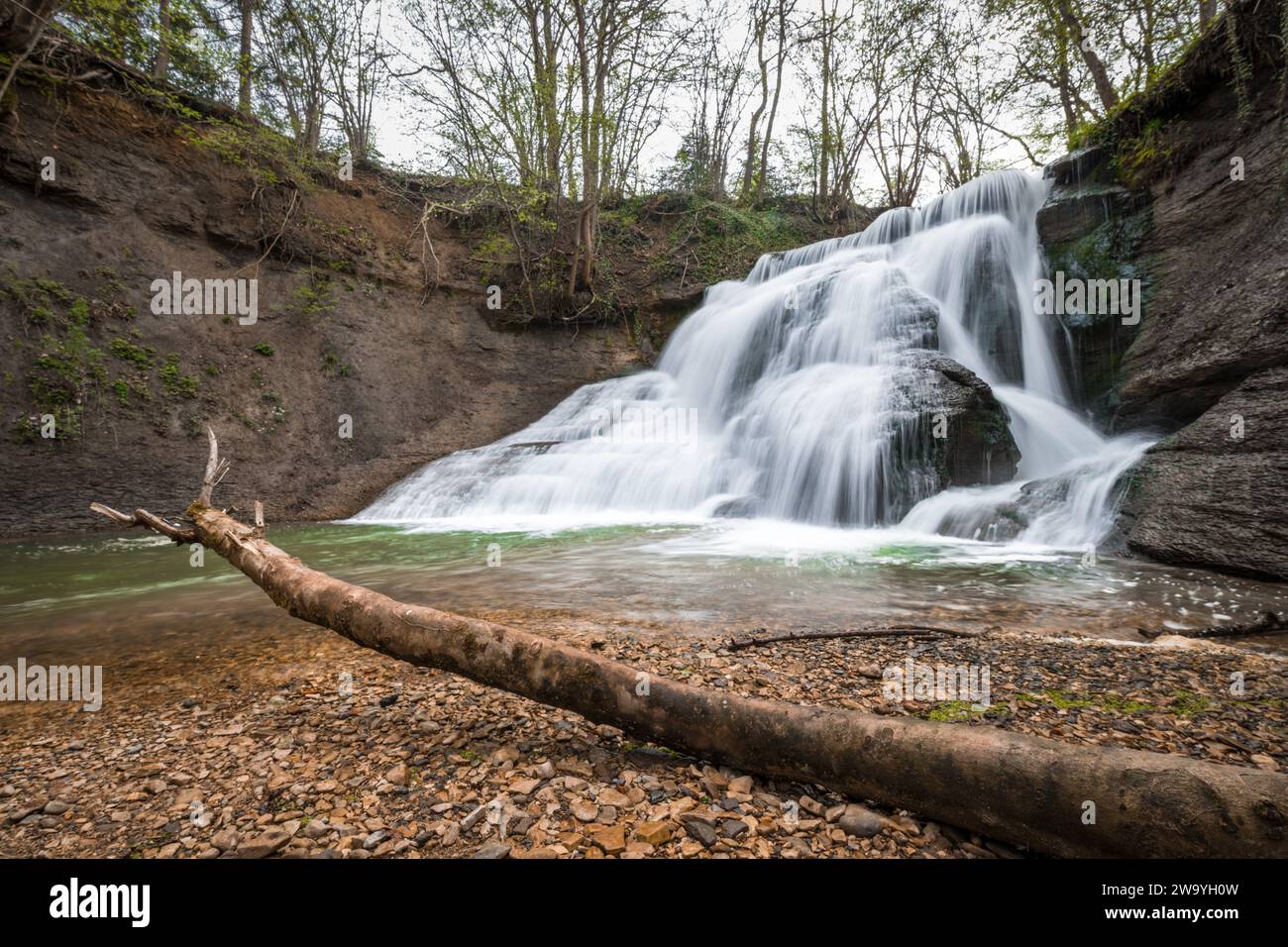 Starzel waterfall in Jungingen and Schlatt on the circular hiking trail ...