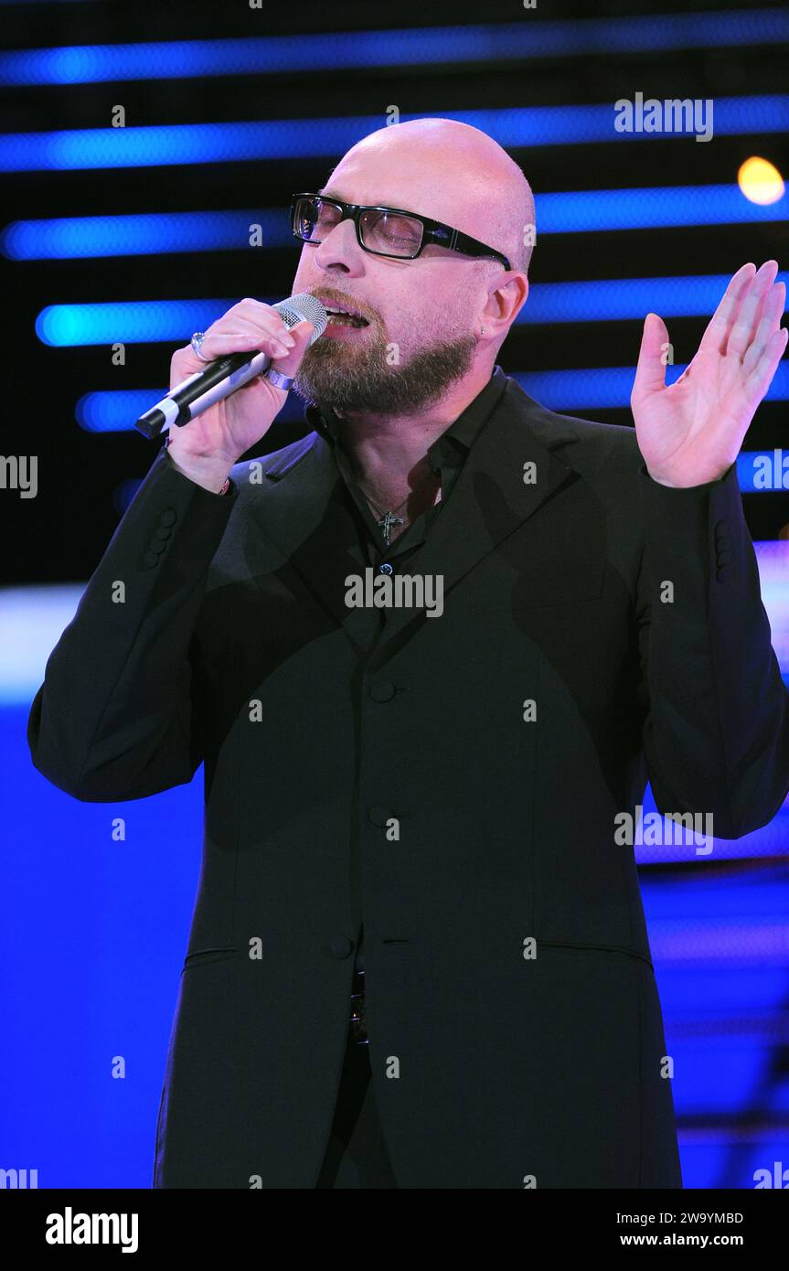 Mario biondi 2009 hi-res stock photography and images - Alamy