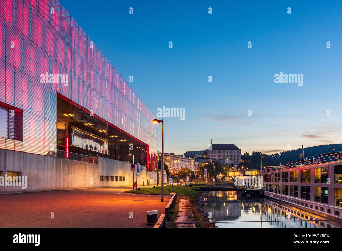Linz castle hi-res stock photography and images - Alamy