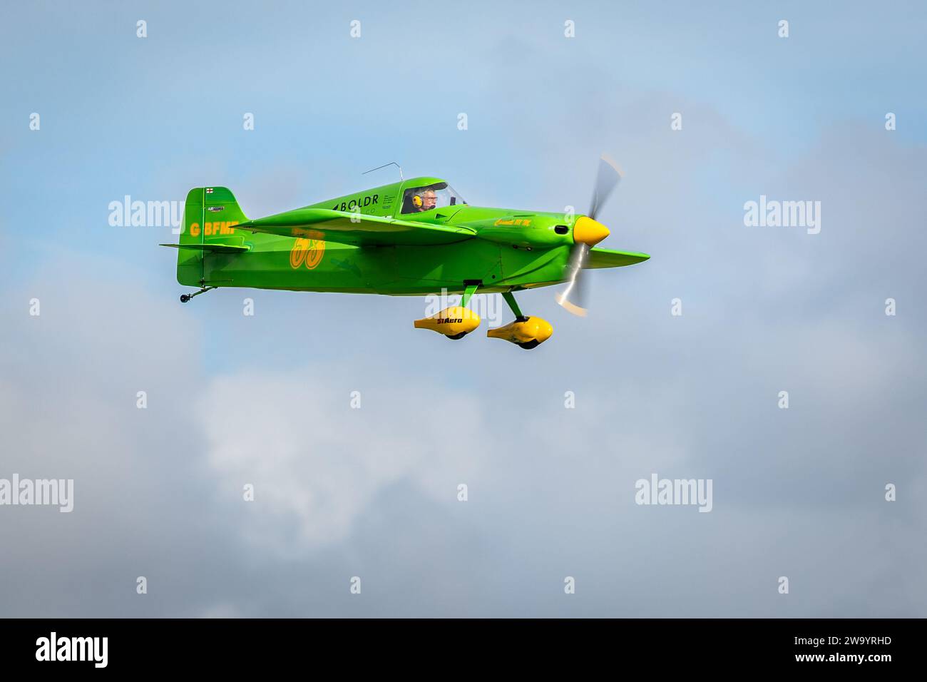 Cassutt Racer IIIM ‘G-BFMF’ airborne at the Race Day airshow held at ...