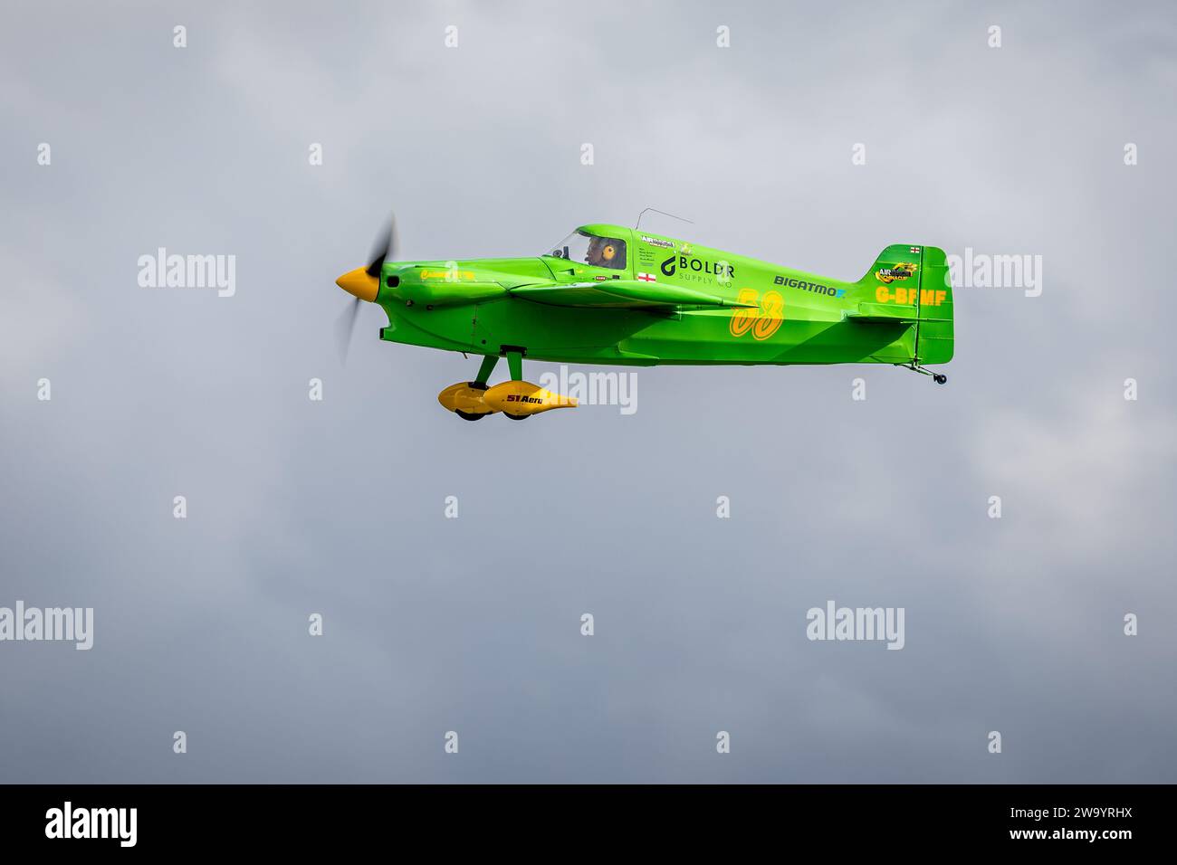 Cassutt Racer IIIM ‘G-BFMF’ airborne at the Race Day airshow held at ...