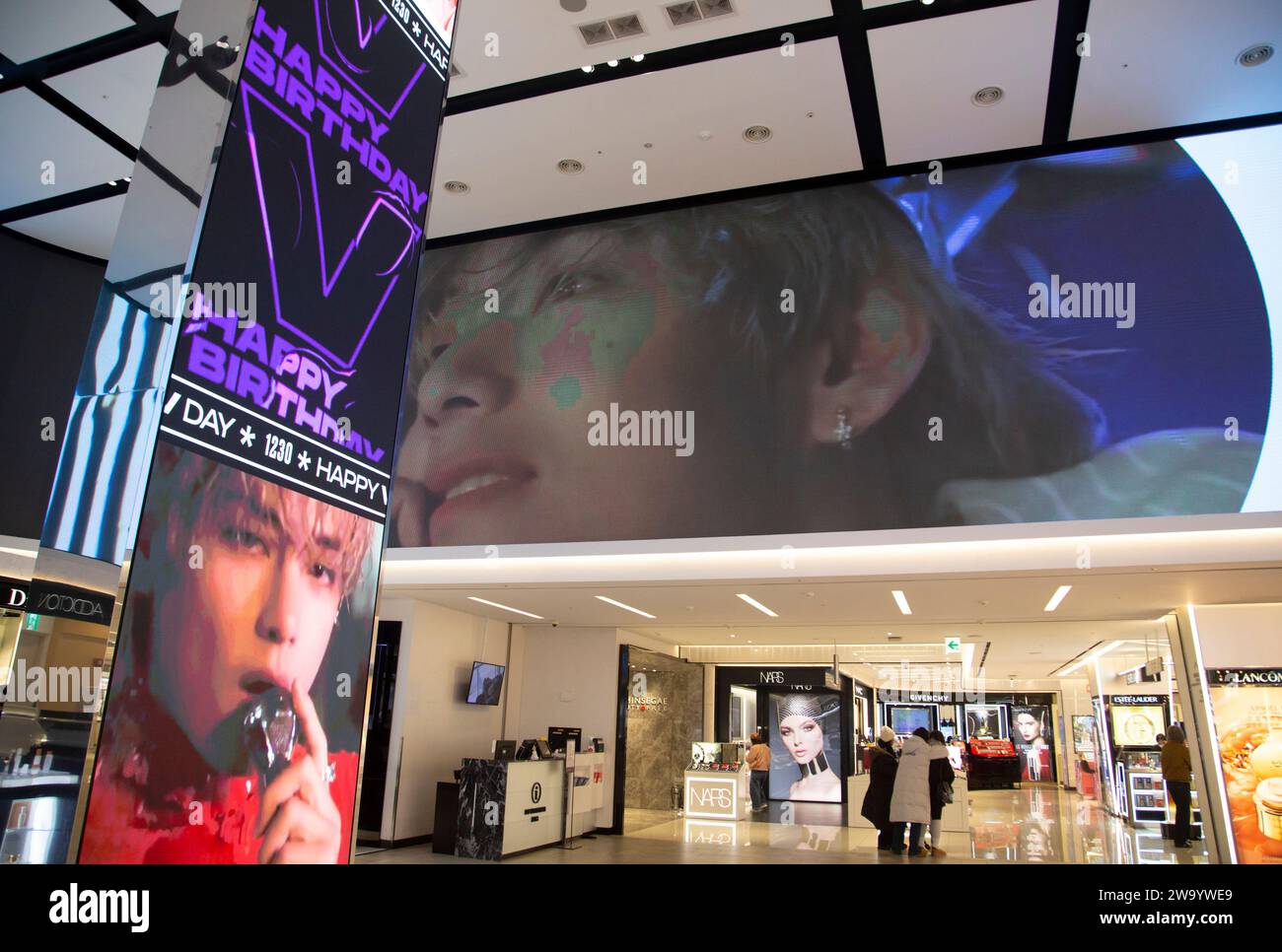 BTS V's birthday, Dec 30, 2023 : The happy birthday video clips ...