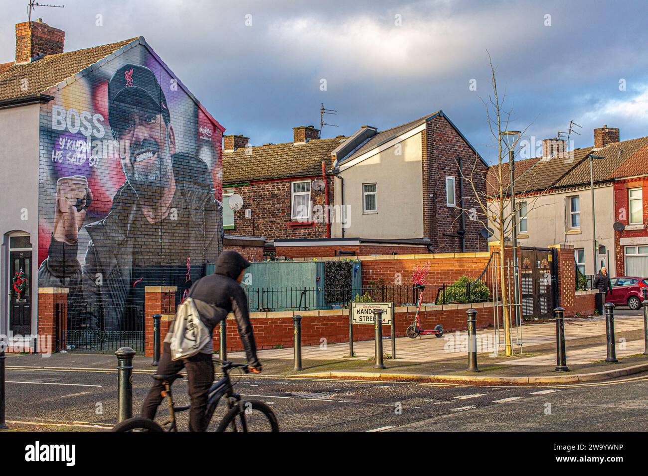 Tribute mural of Liverpool manager Jürgen Klopp on Randolph Street Stock Photo - Alamy