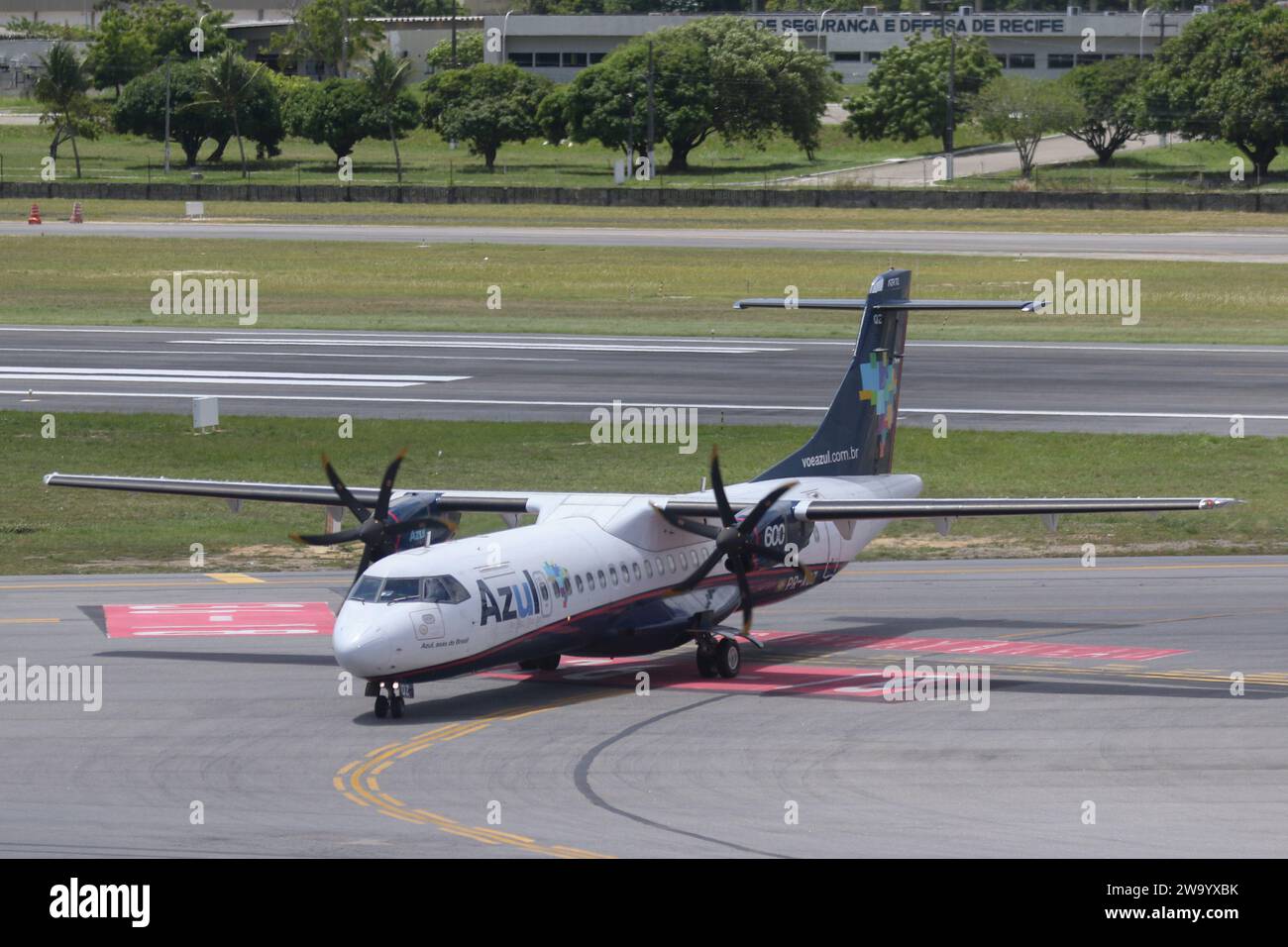 PE - RECIFE - 12/31/2023 - RECIFE, AIRPORT MOVEMENT - View of aircraft ...