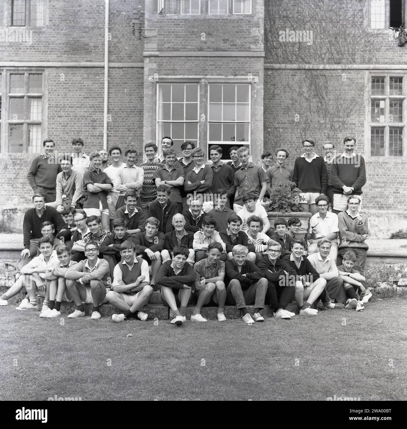 Ashfold school hi-res stock photography and images - Alamy