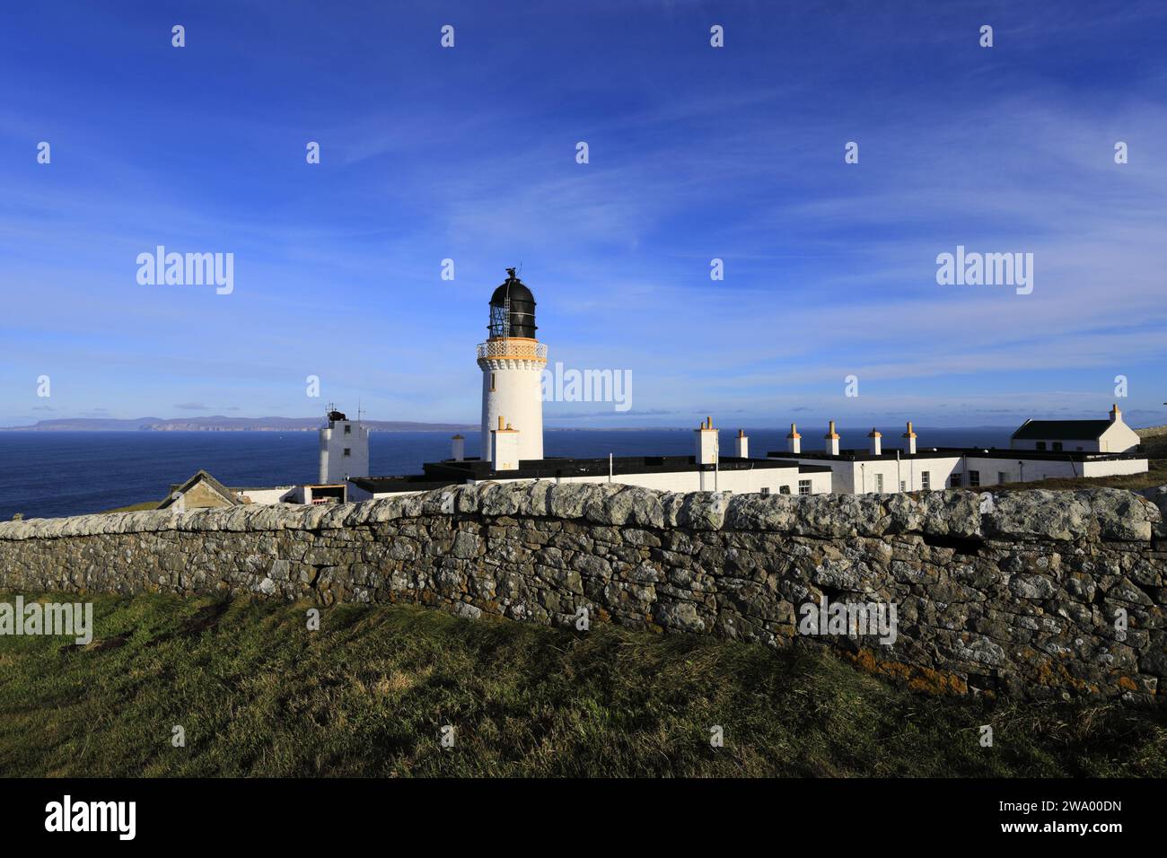 The Dunnet Head Lighthouse, Dunnet Head, Caithness, Scotland, UK Stock ...