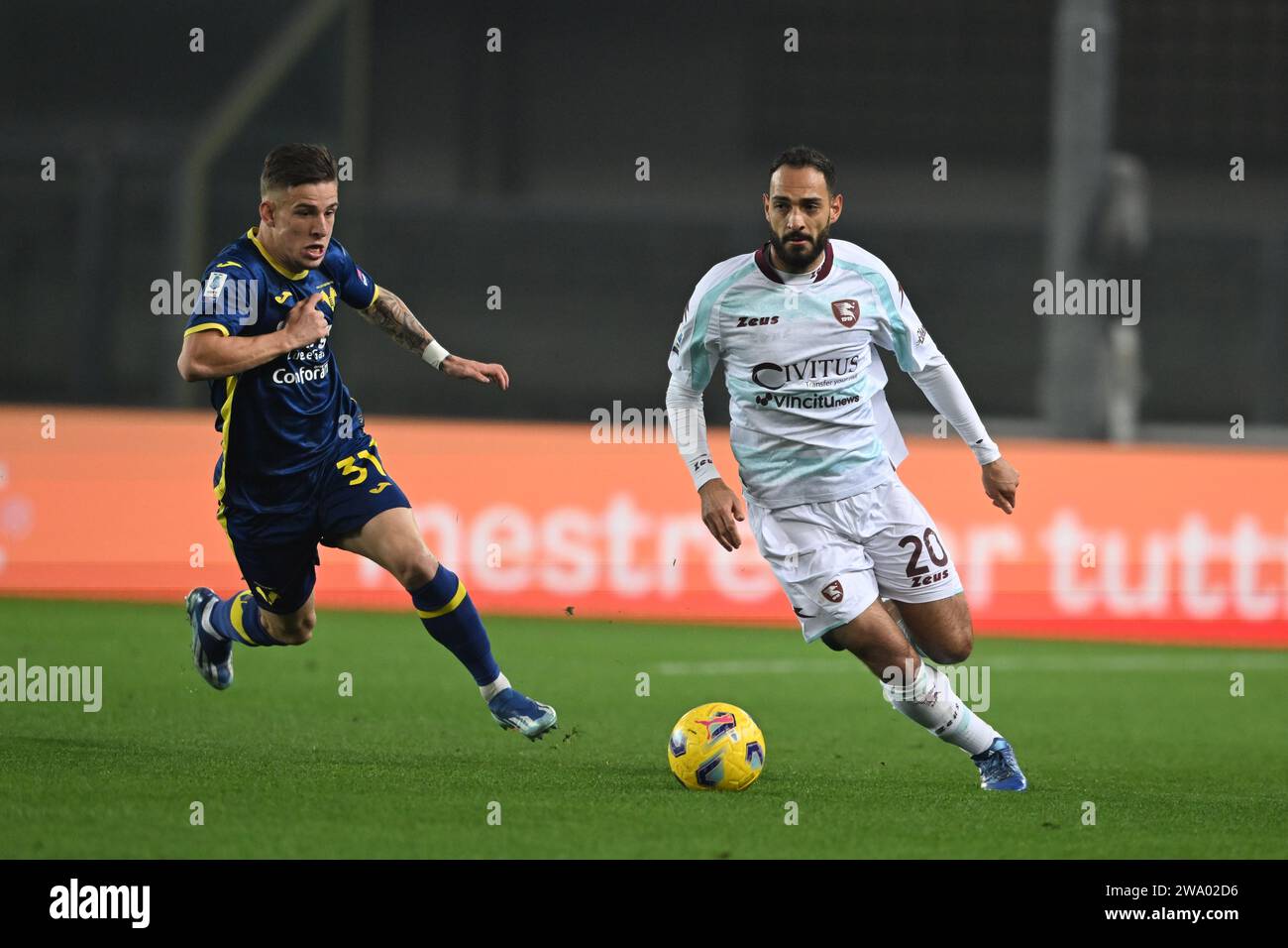 Grigoris Kastanos (Salernitana)Tomas Suslov (Hellas Verona) during the ...
