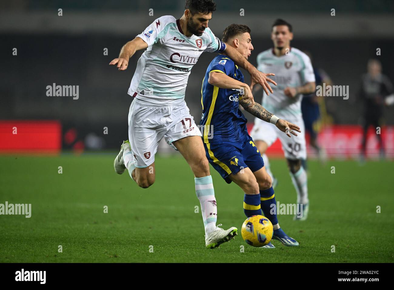 Tomas Suslov (Hellas Verona)Federico Fazio (Salernitana) during the ...