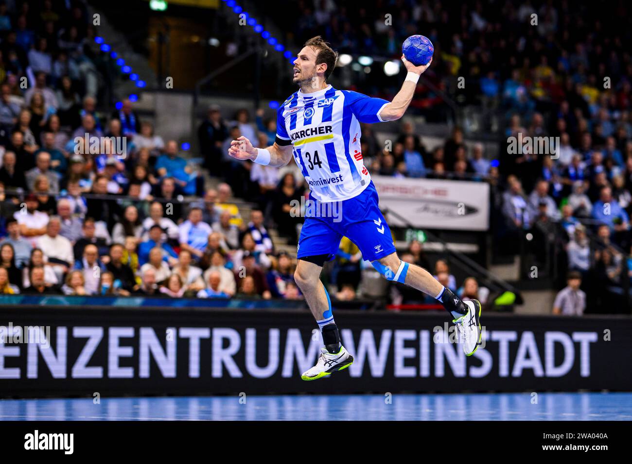Stuttgart, Germany. 23rd Dec, 2023. Handball: 1st Bundesliga, men, 2023/2024 season, TVB ...