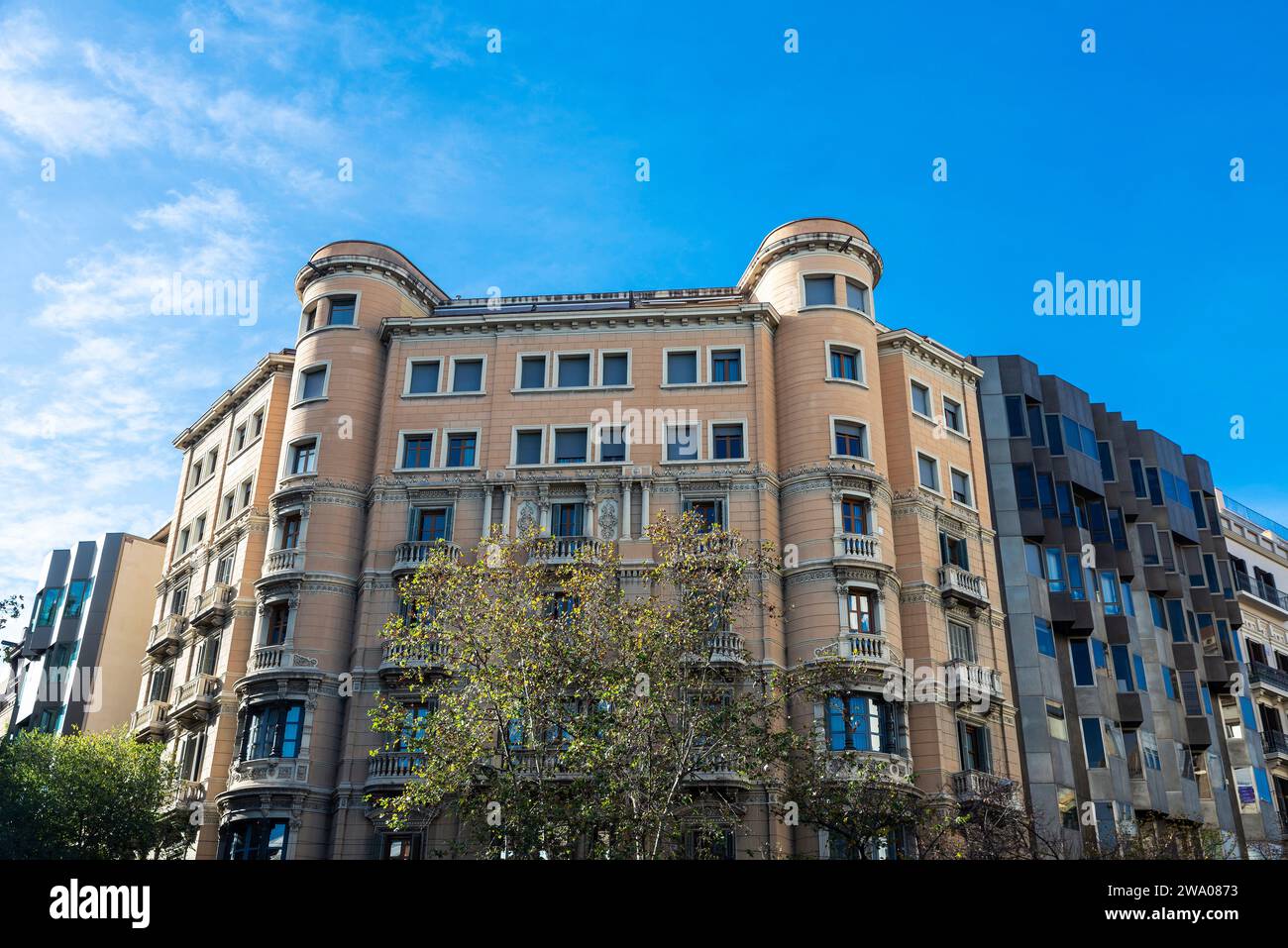 Facade of a classic residential building in Barcelona, Catalonia, Spain ...