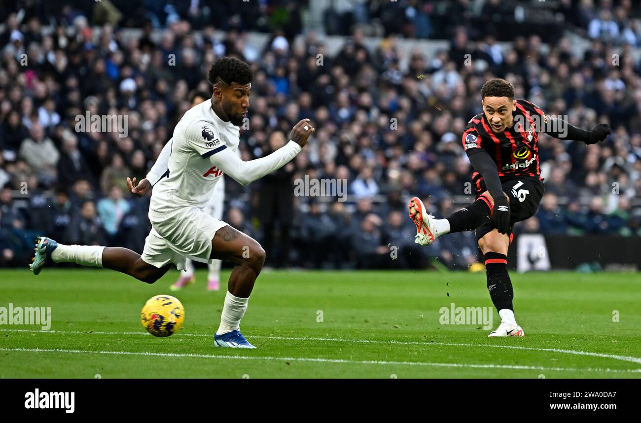 London, UK. 31st Dec, 2023. Marcus Tavernier (Bournemouth) has a shot ...