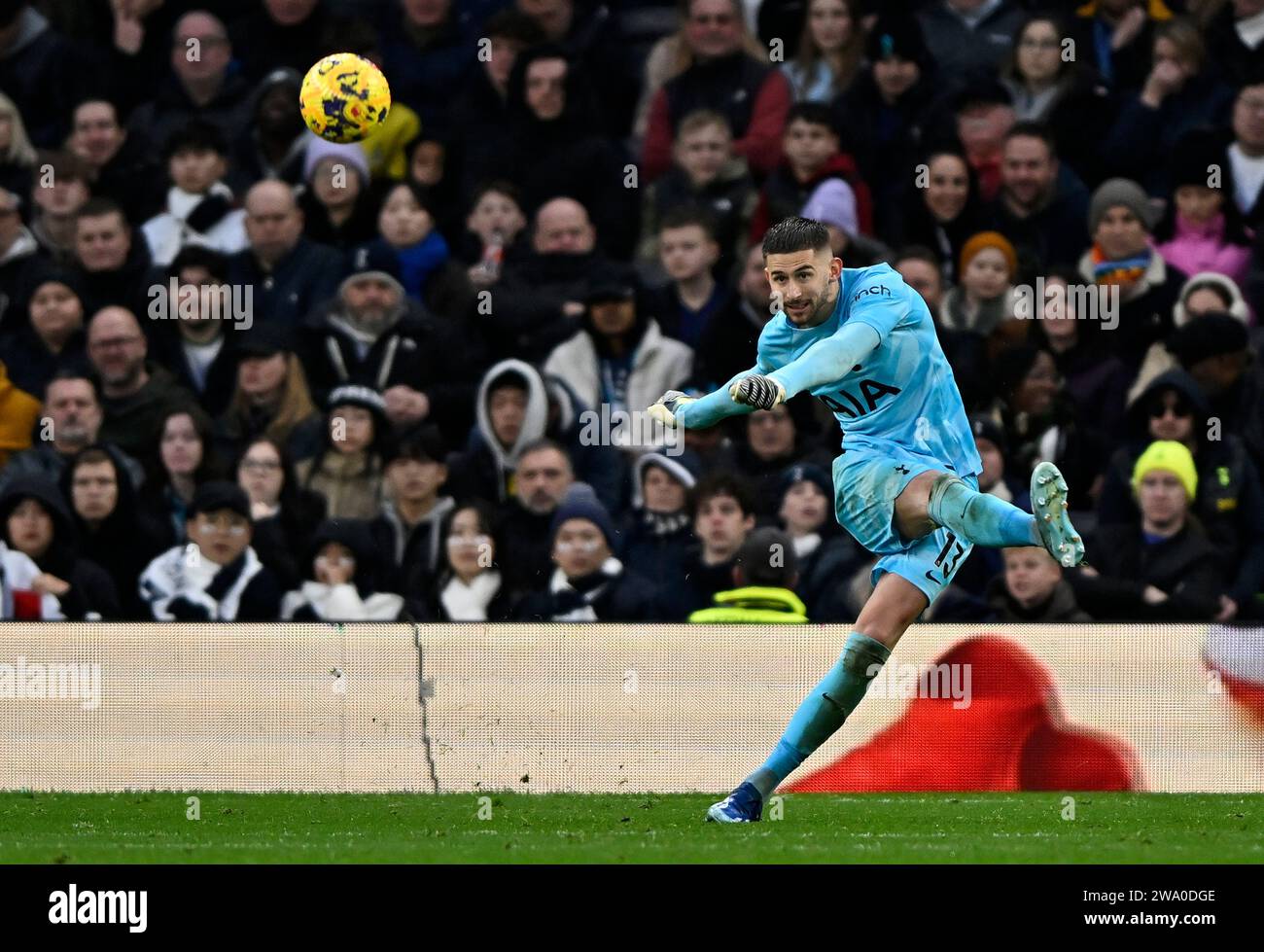 London, UK. 31st Dec, 2023. Guglielmo Vicario (Tottenham, goalkeeper ...